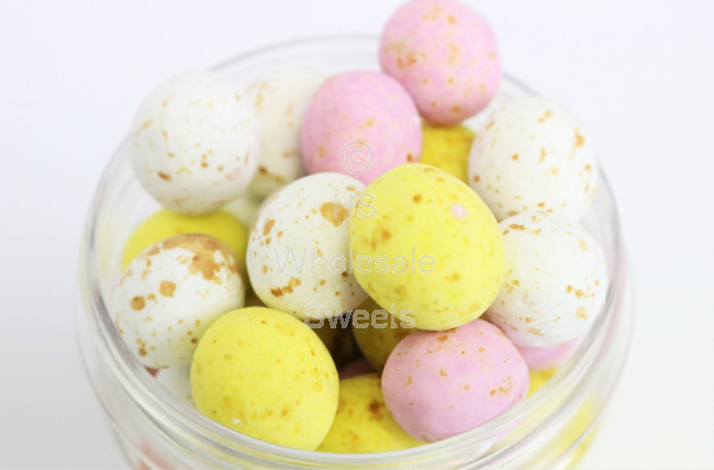 speckled mini eggs